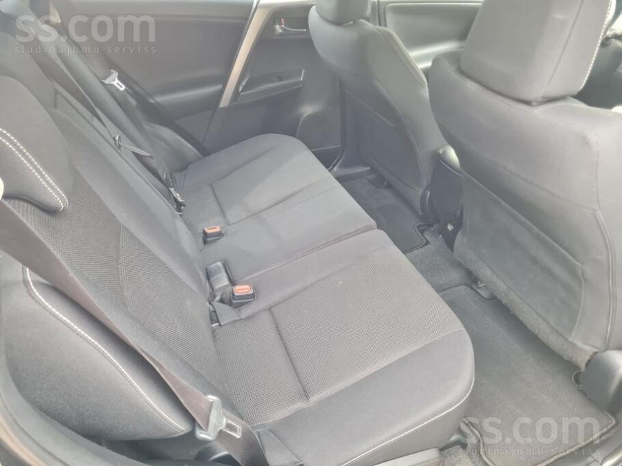 Melns Toyota RAV4 2017 Jelgava, ar dzinēja tilpumu 2.00 L un nobraukumu 0 tūkst. km par 14490 €, foto 15 vietnē AUTOMOTO.COM.LV