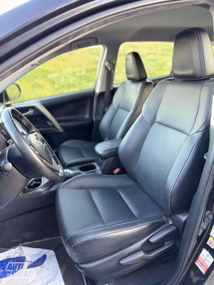 Melns Toyota RAV4 2017 Viļņa, ar dzinēja tilpumu 2.50 L un nobraukumu 182 tūkst. km par 16960 €, foto 11 vietnē AUTOMOTO.COM.LV