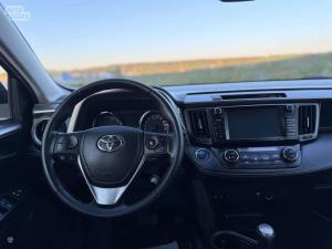 Melns Toyota RAV4 2017 Viļņa, ar dzinēja tilpumu 2.50 L un nobraukumu 182 tūkst. km par 16960 €, foto 18 vietnē AUTOMOTO.COM.LV