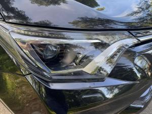 Black Toyota RAV4 2017 in Vilnius, with an engine capacity of 2.49 L and mileage of 219 thousand km for 17700 €, photo 25 on AUTOMOTO.COM.LV