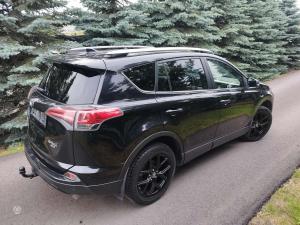 Melns Toyota RAV4 2017 Utena, ar dzinēja tilpumu 1.99 L un nobraukumu 205 tūkst. km par 14700 €, foto 5 vietnē AUTOMOTO.COM.LV