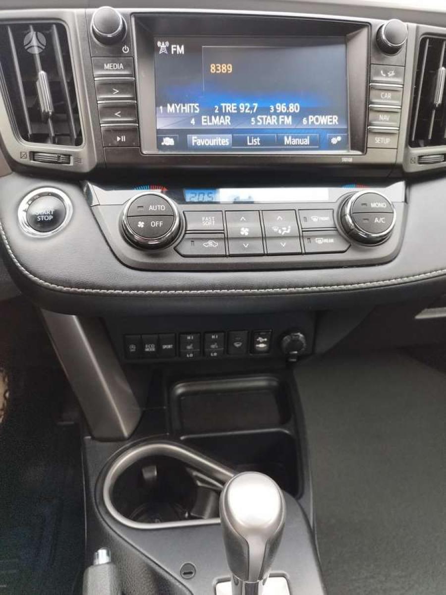 Melns Toyota RAV4 2017 Utena, ar dzinēja tilpumu 1.99 L un nobraukumu 205 tūkst. km par 14700 €, foto 12 vietnē AUTOMOTO.COM.LV