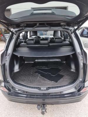 Melns Toyota RAV4 2017 Utena, ar dzinēja tilpumu 1.99 L un nobraukumu 205 tūkst. km par 14700 €, foto 15 vietnē AUTOMOTO.COM.LV