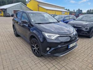 Melns Toyota RAV4 2017 Kauņa, ar dzinēja tilpumu 2.00 L un nobraukumu 218 tūkst. km par 7900 €, foto  vietnē AUTOMOTO.COM.LV