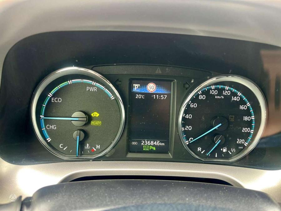 Melns Toyota RAV4 2017 Kauņa, ar dzinēja tilpumu 2.49 L un nobraukumu 236 tūkst. km par 15999 €, foto 13 vietnē AUTOMOTO.COM.LV