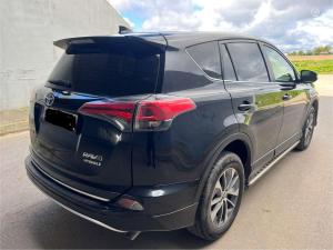 Melns Toyota RAV4 2017 Kauņa, ar dzinēja tilpumu 2.50 L un nobraukumu 250 tūkst. km par 13900 €, foto 7 vietnē AUTOMOTO.COM.LV