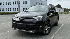 Black Toyota RAV4 2017 in Taurage, with an engine capacity of 2.00 L and mileage of 240 thousand km for 11999 €, photo 11 on AUTOMOTO.COM.LV
