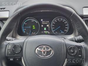 Melns Toyota RAV4 2018 Rīga, ar dzinēja tilpumu 2.50 L un nobraukumu 141 tūkst. km par 17000 €, foto 11 vietnē AUTOMOTO.COM.LV