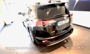 Black Toyota RAV4 2018 in Tallinn, with an engine capacity of 2.49 L and mileage of 125 thousand km for 17900 €, photo 28 on AUTOMOTO.COM.LV