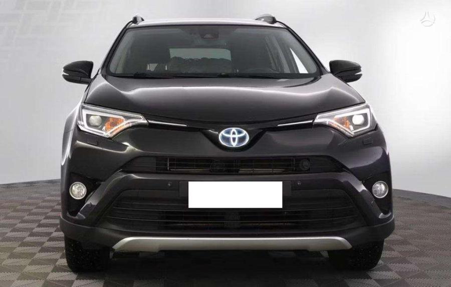 Black Toyota RAV4 2018 in Kaunas, with an engine capacity of 2.49 L and mileage of 274 thousand km for 14200 €, photo 4 on AUTOMOTO.COM.LV