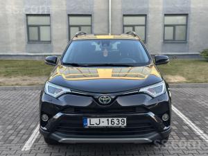 Melns Toyota RAV4 2018 Rīga, ar dzinēja tilpumu 2.50 L un nobraukumu 109 tūkst. km par 16500 €, foto 2 vietnē AUTOMOTO.COM.LV