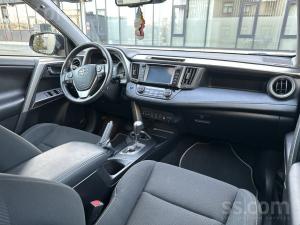 Melns Toyota RAV4 2018 Rīga, ar dzinēja tilpumu 2.50 L un nobraukumu 109 tūkst. km par 16500 €, foto 10 vietnē AUTOMOTO.COM.LV