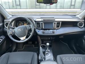 Melns Toyota RAV4 2018 Rīga, ar dzinēja tilpumu 2.50 L un nobraukumu 109 tūkst. km par 16500 €, foto 11 vietnē AUTOMOTO.COM.LV