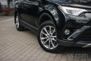 Черный Тойота РАВ 4 2018 в Рига, объемом двигателя 2.50 л и пробегом 145 тыс. км за 16900 €, фото 22 на AUTOMOTO.COM.LV
