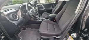 Black Toyota RAV4 2018 in Plunge, with an engine capacity of 2.49 L and mileage of 142 thousand km for 18900 €, photo 13 on AUTOMOTO.COM.LV