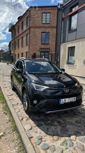 Melns Toyota RAV4 2018 Rīga, ar dzinēja tilpumu 2.50 L un nobraukumu 120 tūkst. km par 17450 €, foto 8 vietnē AUTOMOTO.COM.LV