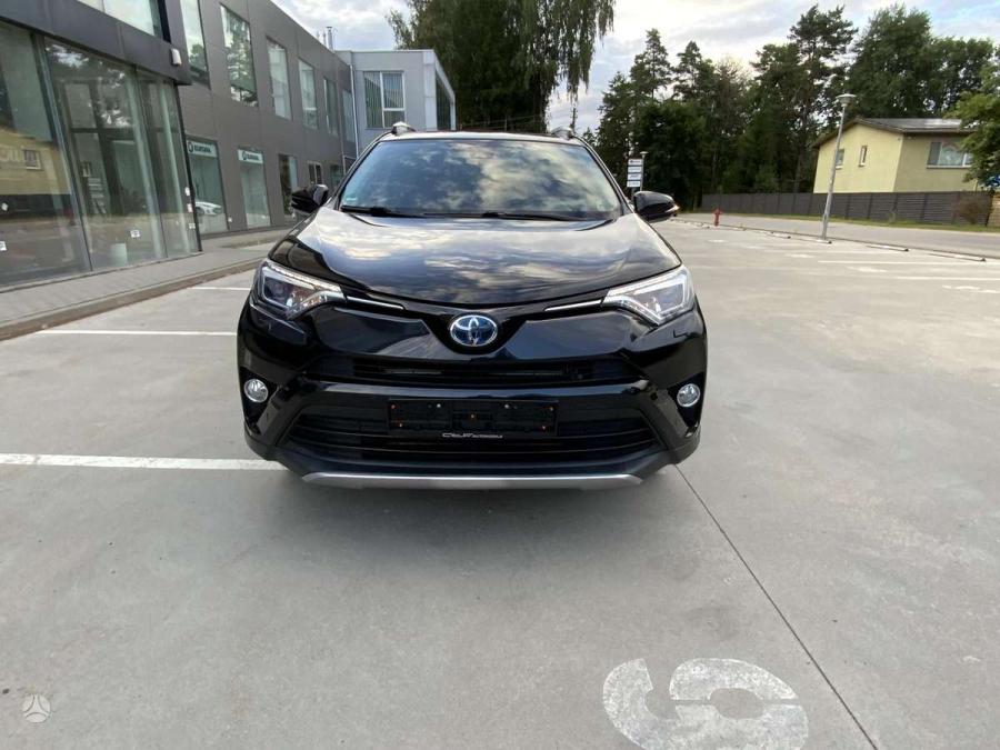 Melns Toyota RAV4 2018 Viļņa, ar dzinēja tilpumu 2.49 L un nobraukumu 132 tūkst. km par 19350 €, foto 10 vietnē AUTOMOTO.COM.LV