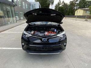 Melns Toyota RAV4 2018 Viļņa, ar dzinēja tilpumu 2.49 L un nobraukumu 132 tūkst. km par 19350 €, foto 27 vietnē AUTOMOTO.COM.LV