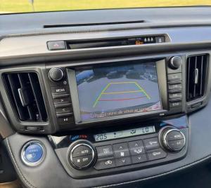 Black Toyota RAV4 2018 in Telschi, with an engine capacity of 2.50 L and mileage of 112 thousand km for 17490 €, photo 21 on AUTOMOTO.COM.LV