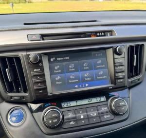 Black Toyota RAV4 2018 in Telschi, with an engine capacity of 2.50 L and mileage of 112 thousand km for 17490 €, photo 22 on AUTOMOTO.COM.LV