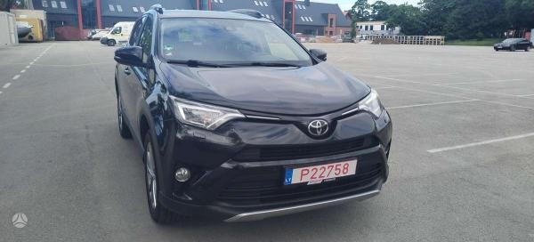 Melns Toyota RAV4 2018 Klaipėda, ar dzinēja tilpumu 2.00 L un nobraukumu 238 tūkst. km par 12400 €, foto 1 vietnē AUTOMOTO.COM.LV