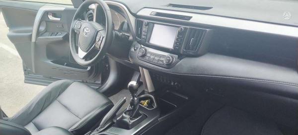 Melns Toyota RAV4 2018 Klaipėda, ar dzinēja tilpumu 2.00 L un nobraukumu 238 tūkst. km par 12400 €, foto 11 vietnē AUTOMOTO.COM.LV