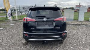 Black Toyota RAV4 2018 in Marijampole, with an engine capacity of 2.50 L and mileage of 172 thousand km for 16900 €, photo 11 on AUTOMOTO.COM.LV