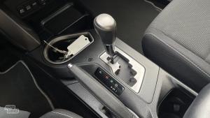 Black Toyota RAV4 2018 in Marijampole, with an engine capacity of 2.50 L and mileage of 172 thousand km for 16900 €, photo 31 on AUTOMOTO.COM.LV