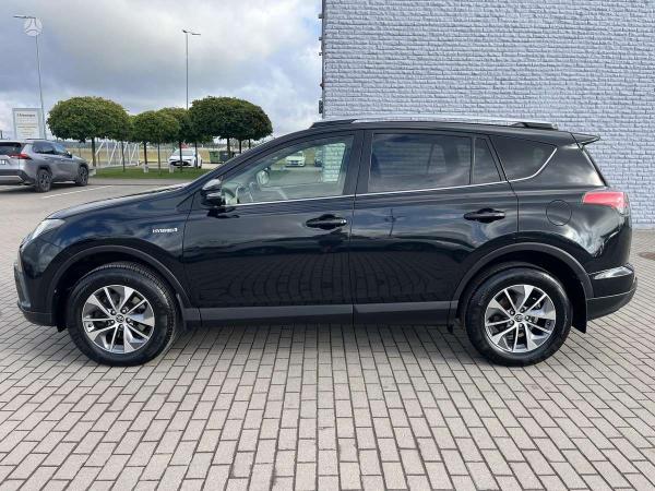 Melns Toyota RAV4 2018 Marijampole, ar dzinēja tilpumu 2.49 L un nobraukumu 172 tūkst. km par 16900 €, foto 9 vietnē AUTOMOTO.COM.LV