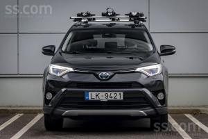 Melns Toyota RAV4 2018 Rīga, ar dzinēja tilpumu 2.50 L un nobraukumu 207 tūkst. km par 17990 €, foto 3 vietnē AUTOMOTO.COM.LV