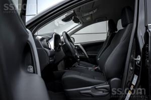 Melns Toyota RAV4 2018 Rīga, ar dzinēja tilpumu 2.50 L un nobraukumu 207 tūkst. km par 17990 €, foto 12 vietnē AUTOMOTO.COM.LV