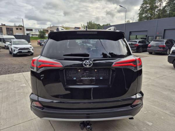 Melns Toyota RAV4 2018 Utena, ar dzinēja tilpumu 2.00 L un nobraukumu 201 tūkst. km par 12490 €, foto 11 vietnē AUTOMOTO.COM.LV