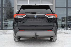 Black Toyota RAV4 2019 in Vilnius, with an engine capacity of 2.49 L and mileage of 120 thousand km for 18500 €, photo 8 on AUTOMOTO.COM.LV