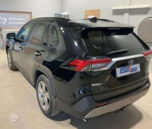 Melns Toyota RAV4 2019 Viļņa, ar dzinēja tilpumu 2.50 L un nobraukumu 200 tūkst. km par 21900 €, foto 4 vietnē AUTOMOTO.COM.LV