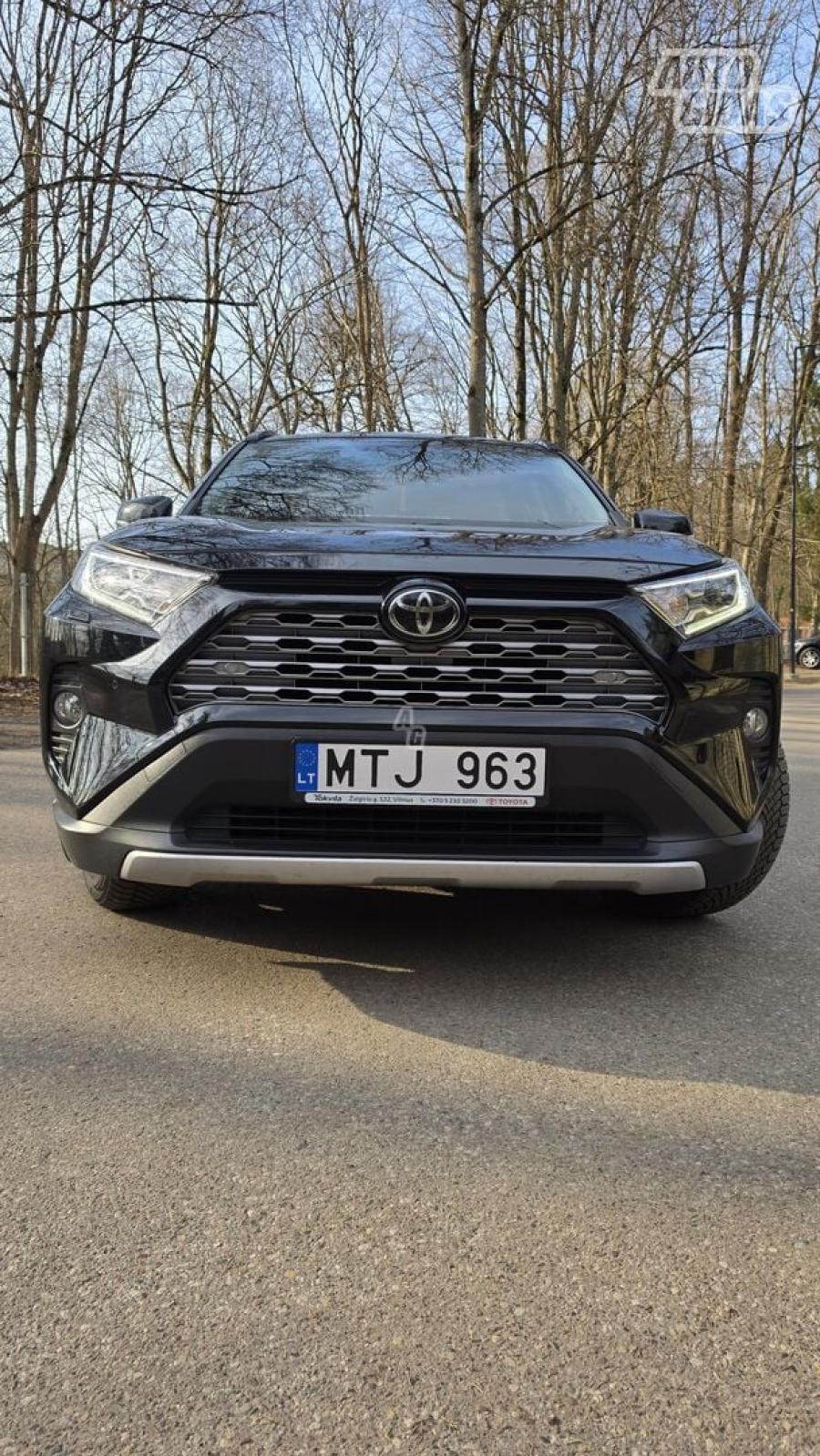 Melns Toyota RAV4 2019 Viļņa, ar dzinēja tilpumu 2.00 L un nobraukumu 112 tūkst. km par 25200 €, foto 6 vietnē AUTOMOTO.COM.LV