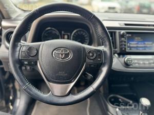 Black Toyota RAV4 2019 in Riga, with an engine capacity of 2.50 L and mileage of 132 thousand km for 18000 €, photo 19 on AUTOMOTO.COM.LV