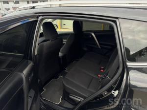 Black Toyota RAV4 2019 in Riga, with an engine capacity of 2.50 L and mileage of 132 thousand km for 18000 €, photo 23 on AUTOMOTO.COM.LV