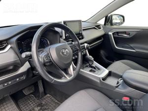 Melns Toyota RAV4 2019 Rīga, ar dzinēja tilpumu 2.50 L un nobraukumu 81 tūkst. km par 27490 €, foto 12 vietnē AUTOMOTO.COM.LV