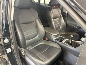 Black Toyota RAV4 2019 in Utena, with an engine capacity of 1.99 L and mileage of 179 thousand km for 18750 €, photo 11 on AUTOMOTO.COM.LV