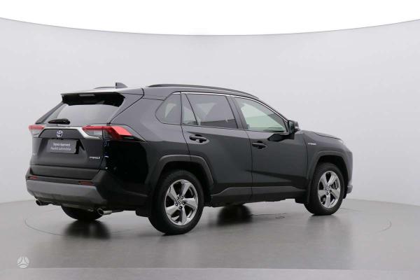 Melns Toyota RAV4 2019 Viļņa, ar dzinēja tilpumu 2.49 L un nobraukumu 94 tūkst. km par 30990 €, foto 3 vietnē AUTOMOTO.COM.LV