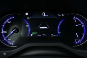 Black Toyota RAV4 2019 in Vilnius, with an engine capacity of 2.49 L and mileage of 94 thousand km for 30990 €, photo 15 on AUTOMOTO.COM.LV