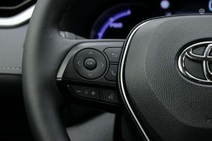 Black Toyota RAV4 2019 in Vilnius, with an engine capacity of 2.49 L and mileage of 94 thousand km for 30990 €, photo 31 on AUTOMOTO.COM.LV