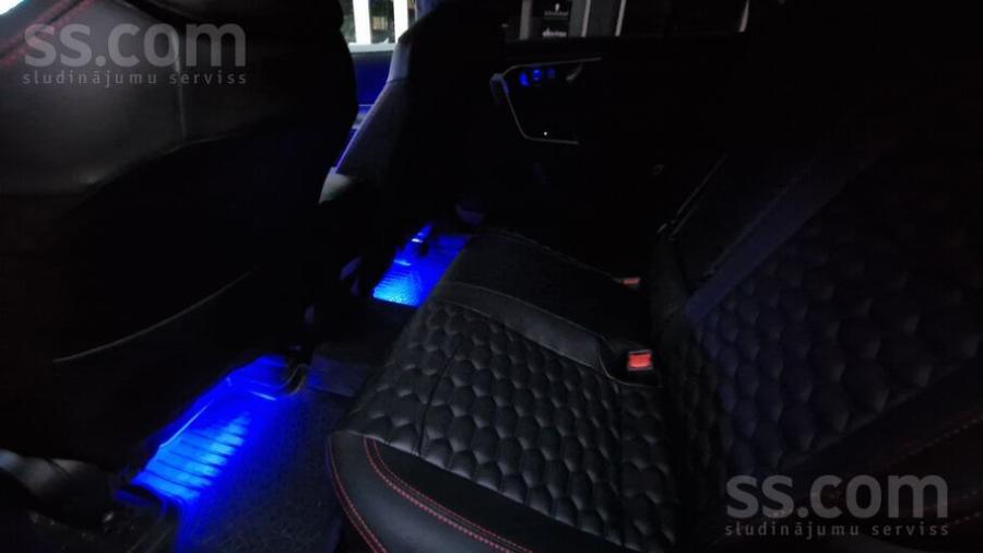 Black Toyota RAV4 2019 in Riga, with an engine capacity of 2.50 L and mileage of 175 thousand km for 24900 €, photo 22 on AUTOMOTO.COM.LV