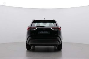 Black Toyota RAV4 2019 in Vilnius, with an engine capacity of 1.99 L and mileage of 105 thousand km for 23900 €, photo 6 on AUTOMOTO.COM.LV