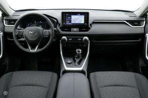 Black Toyota RAV4 2019 in Vilnius, with an engine capacity of 1.99 L and mileage of 105 thousand km for 23900 €, photo 8 on AUTOMOTO.COM.LV