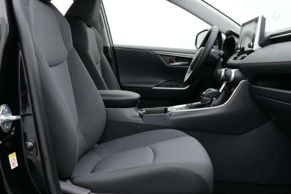 Melns Toyota RAV4 2019 Viļņa, ar dzinēja tilpumu 1.99 L un nobraukumu 105 tūkst. km par 23900 €, foto 9 vietnē AUTOMOTO.COM.LV