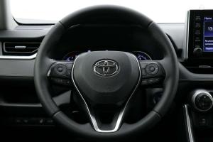 Black Toyota RAV4 2019 in Vilnius, with an engine capacity of 1.99 L and mileage of 105 thousand km for 23900 €, photo 14 on AUTOMOTO.COM.LV