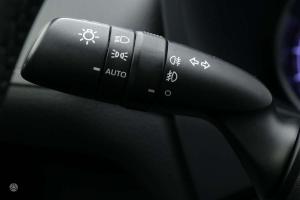 Black Toyota RAV4 2019 in Vilnius, with an engine capacity of 1.99 L and mileage of 105 thousand km for 23900 €, photo 26 on AUTOMOTO.COM.LV