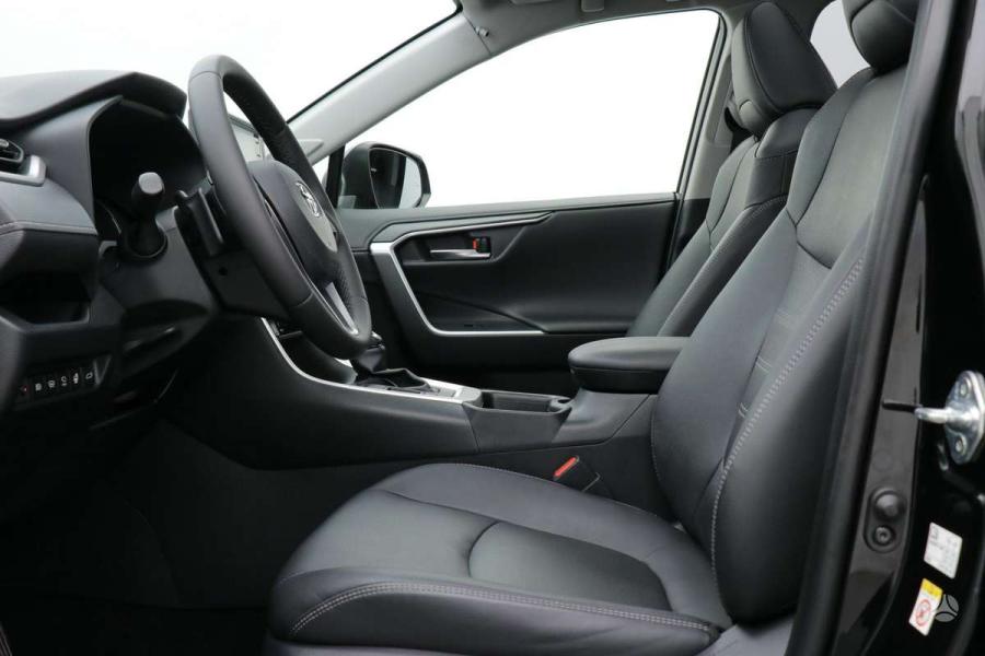 Melns Toyota RAV4 2019 Viļņa, ar dzinēja tilpumu 2.49 L un nobraukumu 124 tūkst. km par 29990 €, foto 13 vietnē AUTOMOTO.COM.LV
