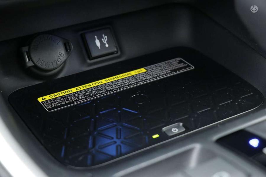Melns Toyota RAV4 2019 Viļņa, ar dzinēja tilpumu 2.49 L un nobraukumu 124 tūkst. km par 29990 €, foto 34 vietnē AUTOMOTO.COM.LV